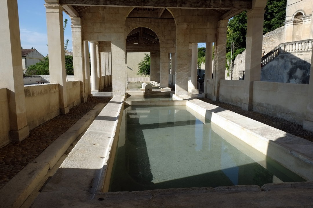 "Au fil de l'eau" - Les différents usages de l'eau au fil du temps : les lavoirs. Un lavoir dans ...